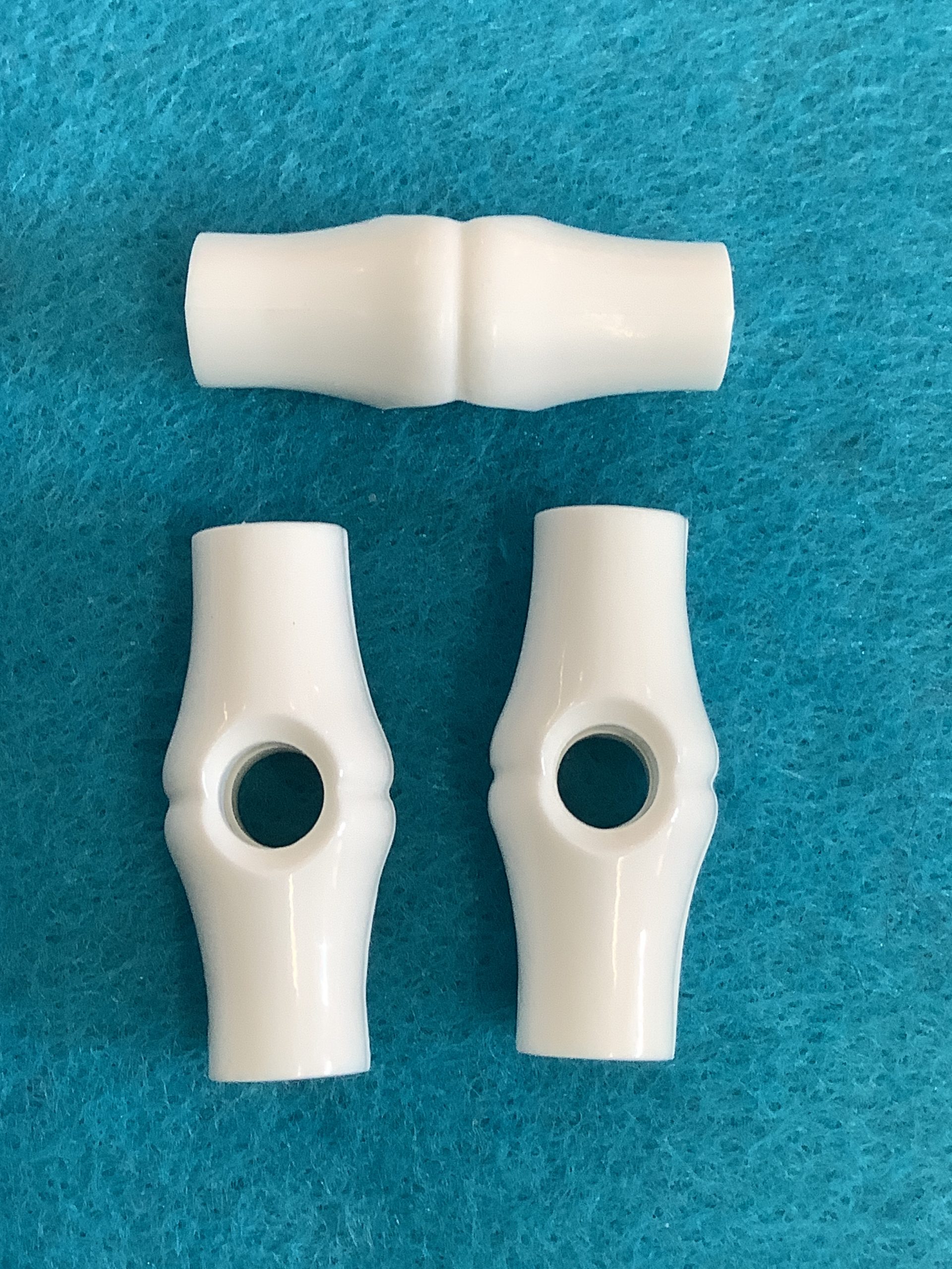 Toggle Buttons White 25mm (T2) - The Dropped Stitch