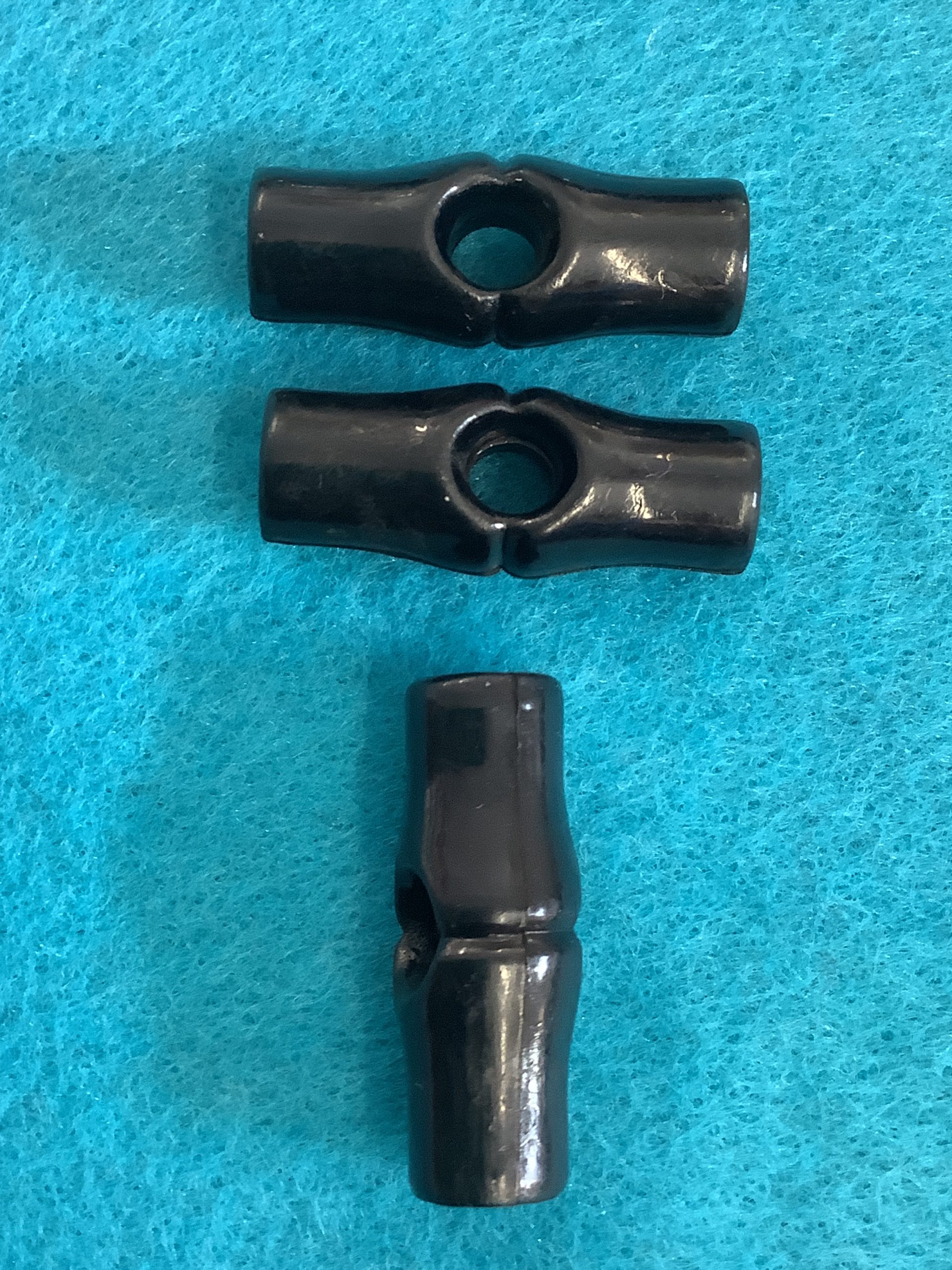 Toggle Buttons Black 25mm (T3) - The Dropped Stitch