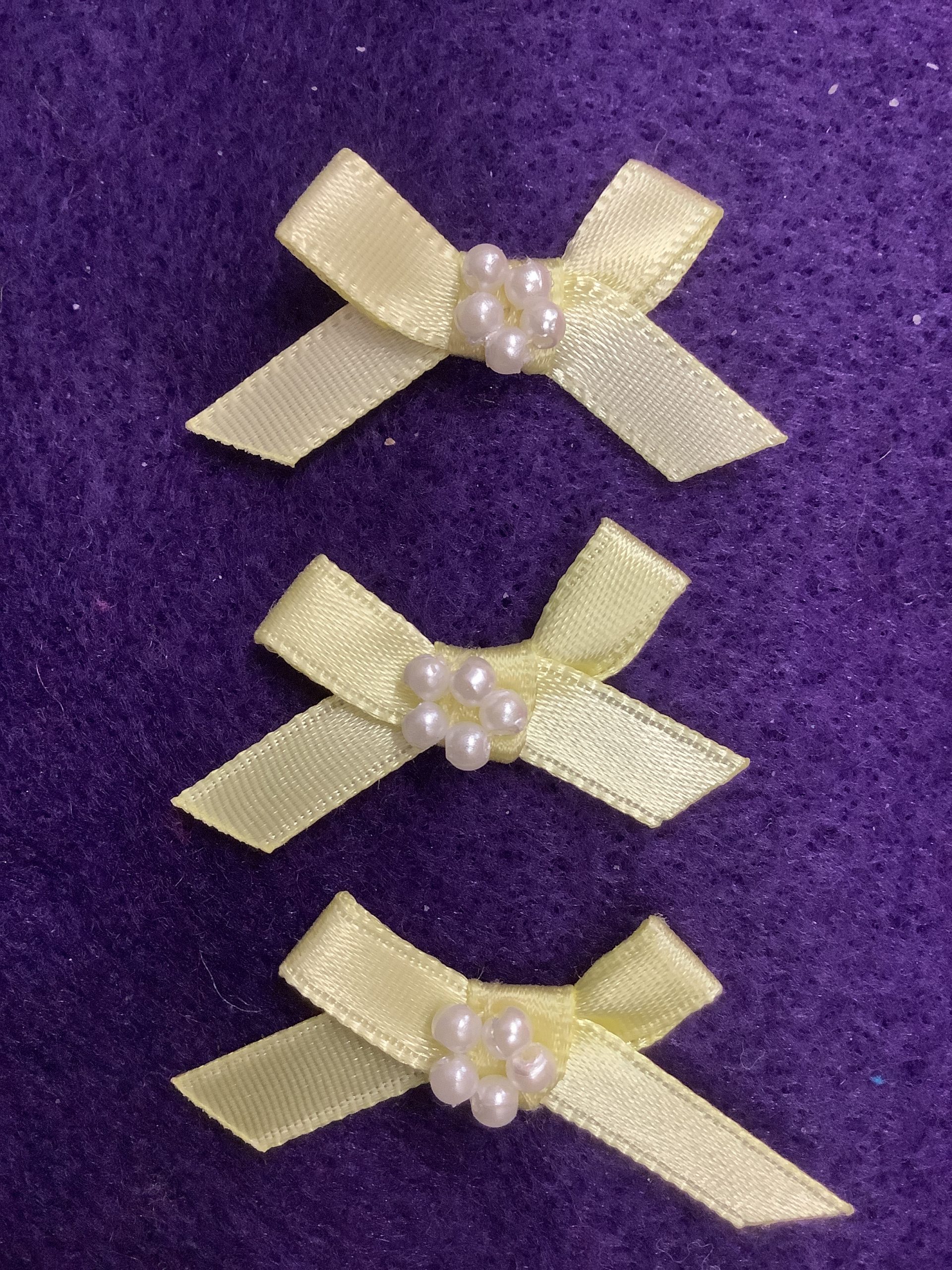 Ribbon Bow Lemon with 5 Beads 20x35mm (RB40) - The Dropped Stitch